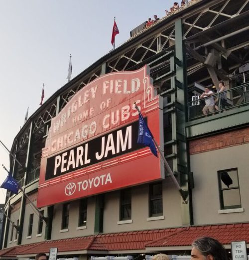 Pearl Jam (Wrigley Field, Chicago, IL, August 18, 2018) | I Just Read ...